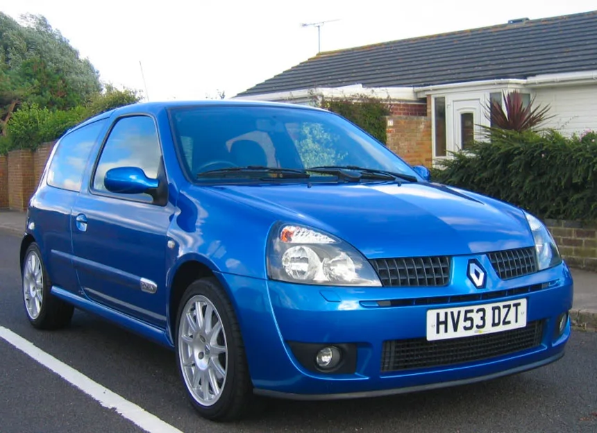 Clio - Import Car Japan