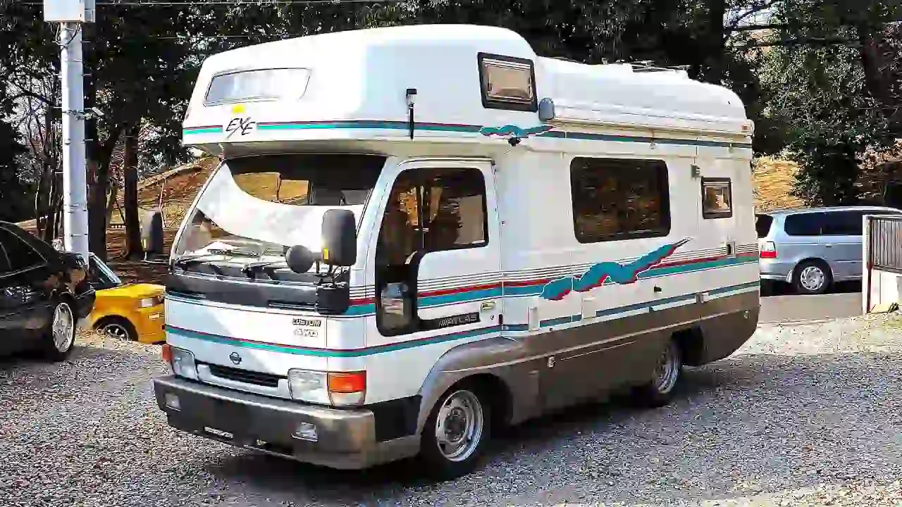 Atlas Campervan - Import Car Japan